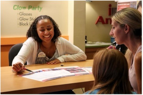 Hosting the Perfect Fall Birthday Party: Why iPlay America is the Place ...